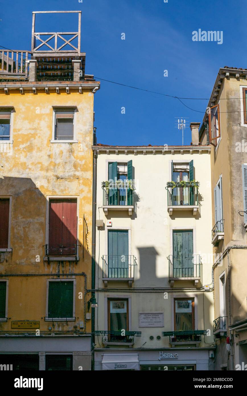 Rear canal and street scenes from Venice Stock Photo - Alamy