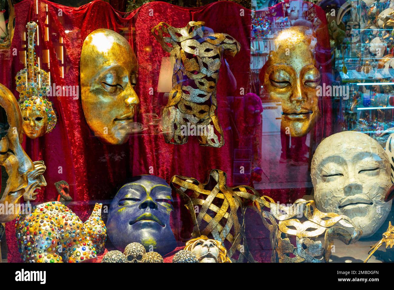 Street and market scenes from Venice Stock Photo - Alamy