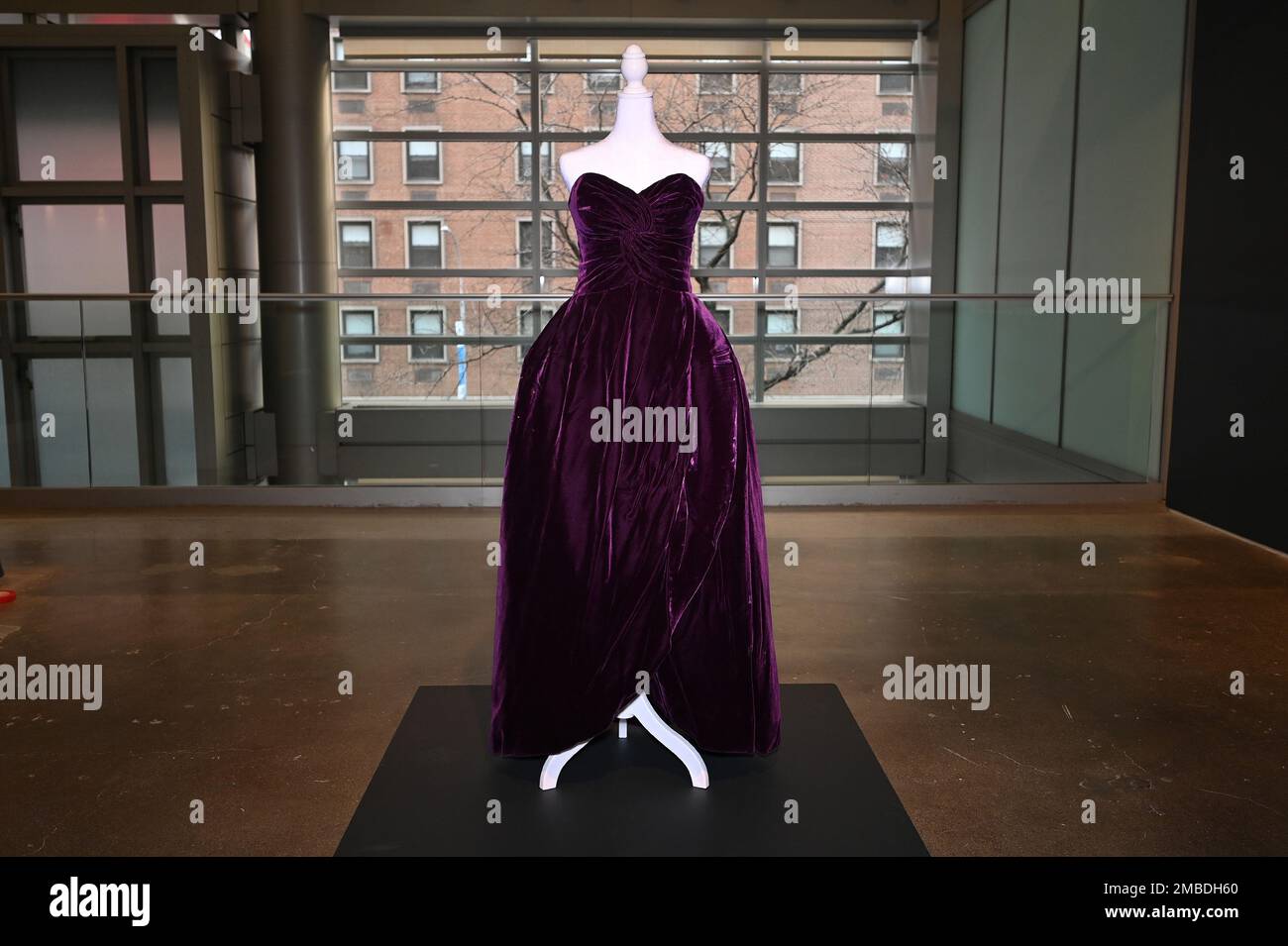 Victor edelstein princess diana hi-res stock photography and images - Alamy