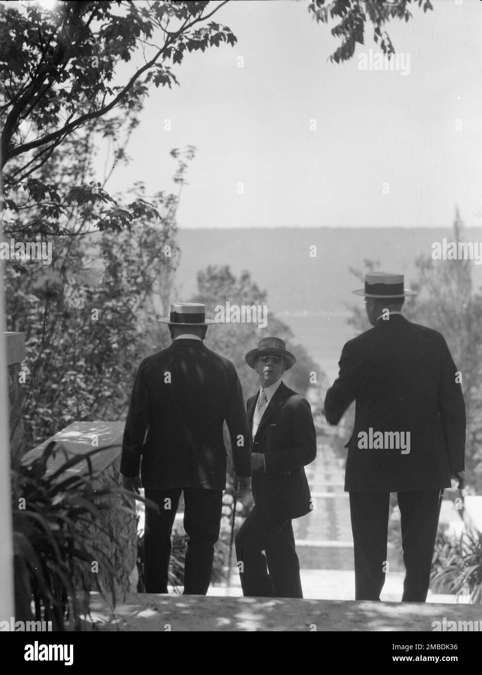 Untermeyer [i.e. Untermyer] garden, 1917 Stock Photo - Alamy