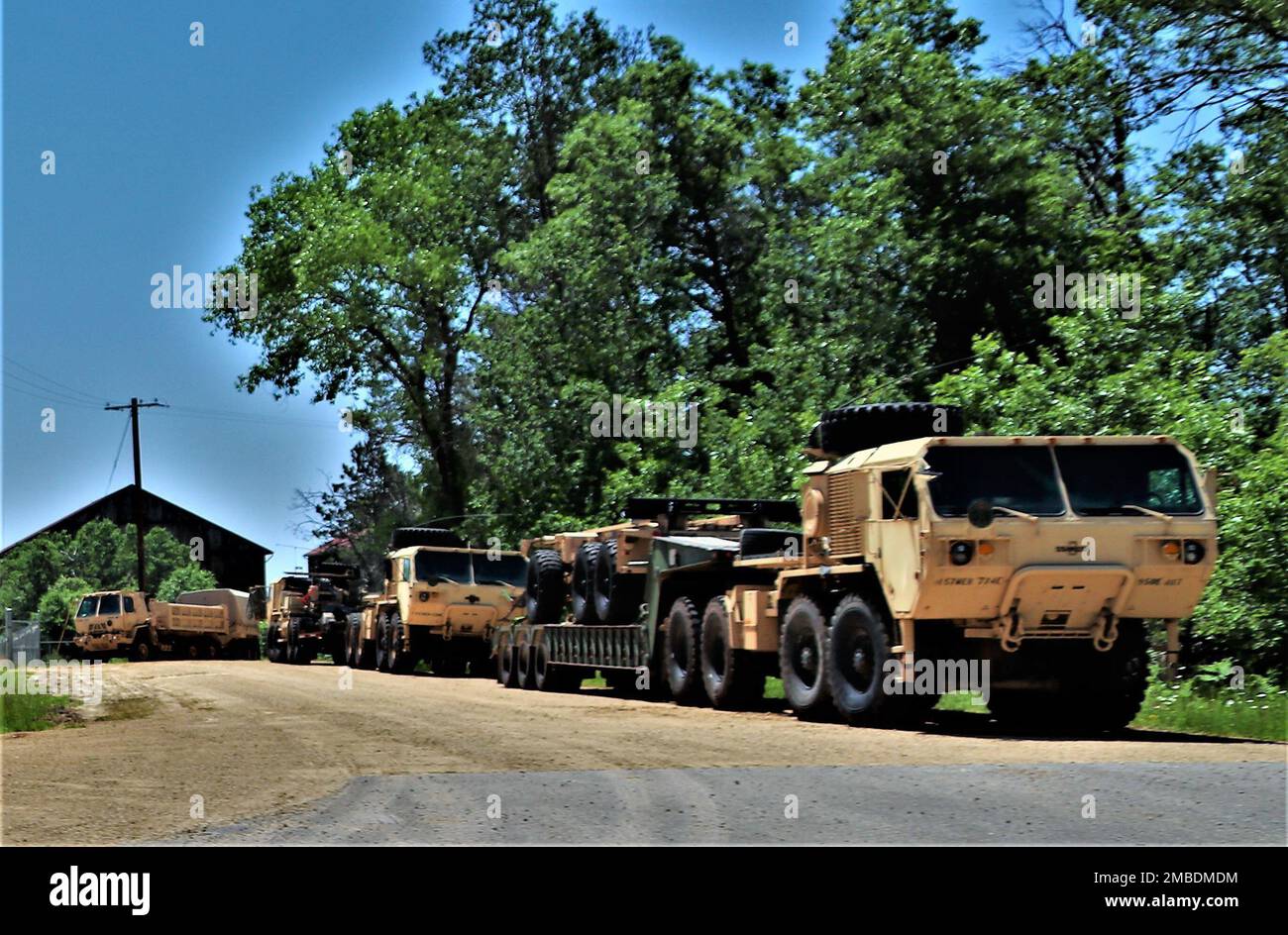 157th maneuver enhancement brigade hi-res stock photography and images ...