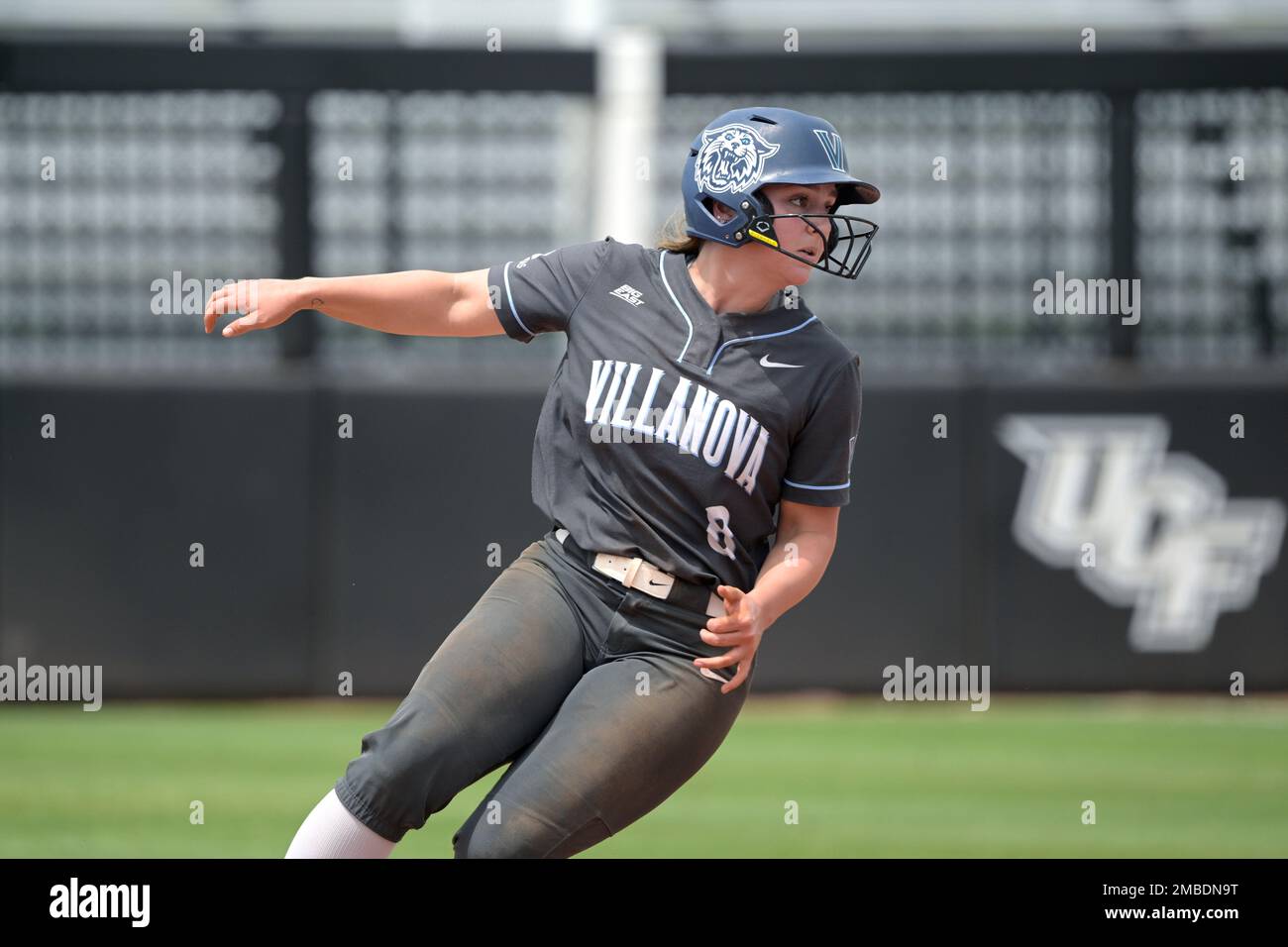 Villanova's Chloe Smith (8) rounds second base during an NCAA softball ...
