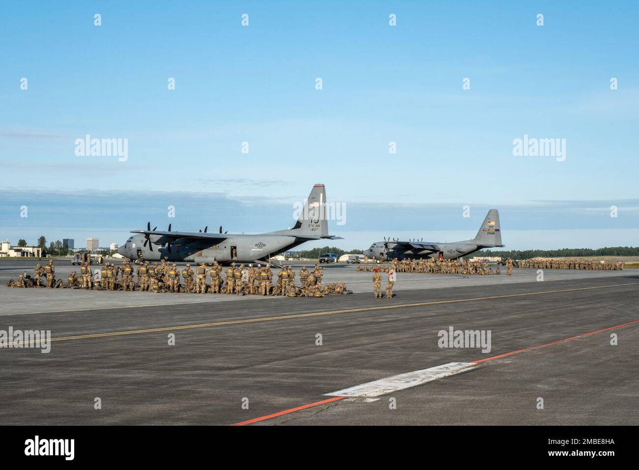 Paratroopers from 2nd Brigade Combat Team (Airborne), 11th Airborne ...
