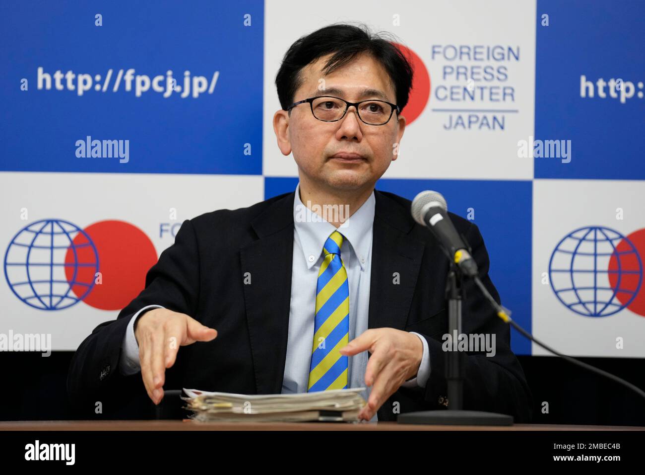 Noriyuki Shikata, Cabinet Secretary for Public Affairs, Prime Minister ...