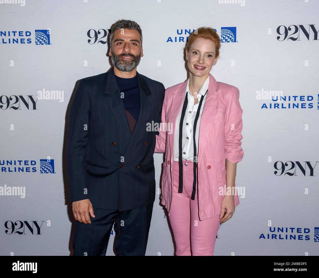 Oscar Isaac, left, and Jessica Chastain pose backstage stage before ...