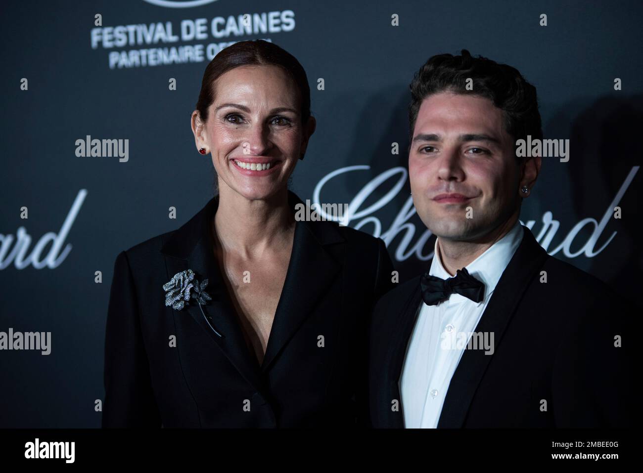 Julia Roberts and Xavier Dolan pose for photographers upon arrival at ...