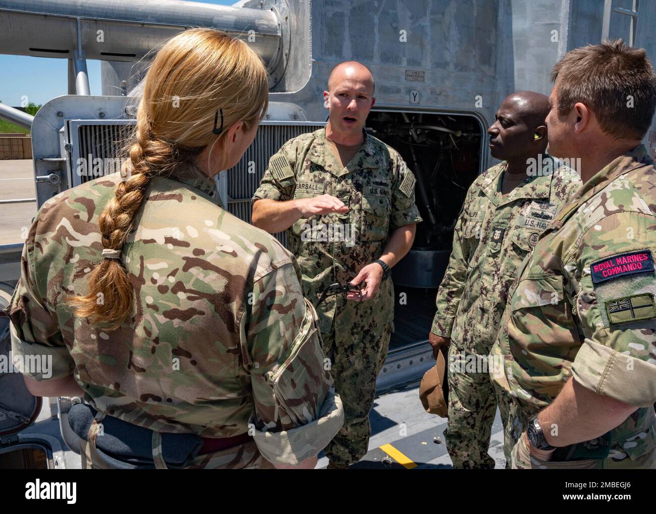 VIRGINIA BEACH, Va. (June 15, 2022) Master Chief Operations Specialist ...