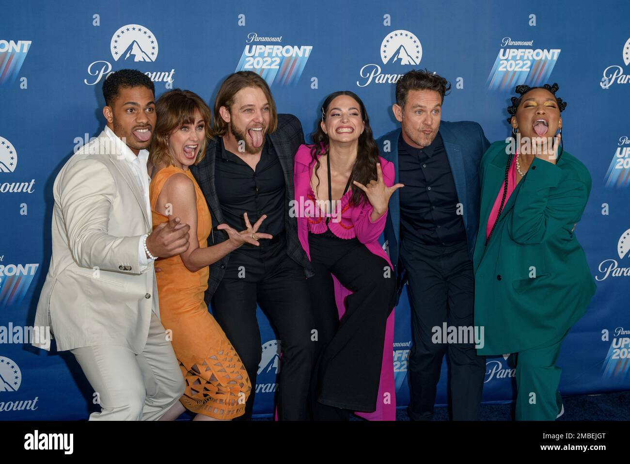Jordan Calloway, from left, Diane Farr, Max Thieriot, Stephanie Arcila ...