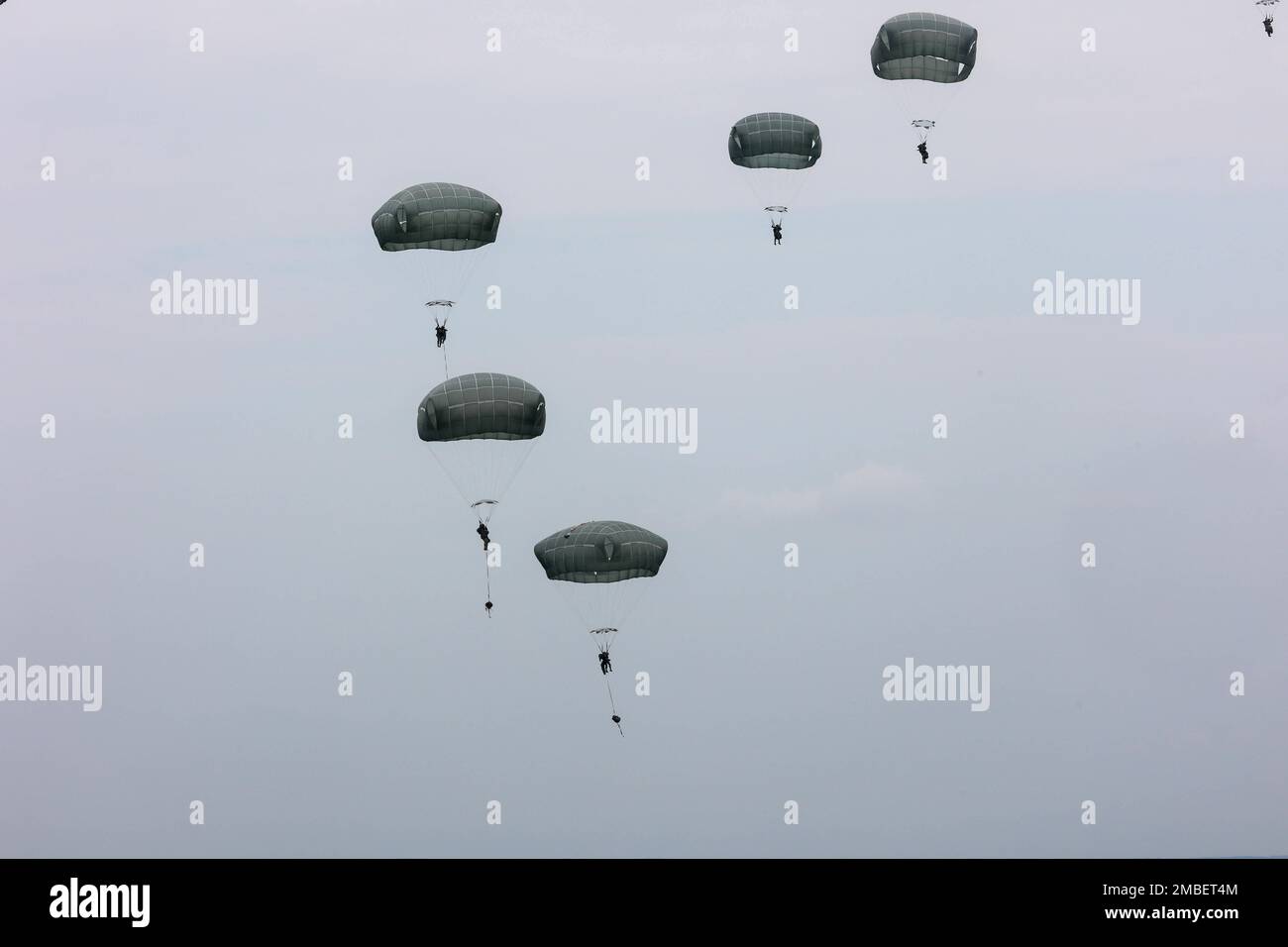 U.S. Army Paratroopers assigned to 3rd Battalion, 509th Parachute ...