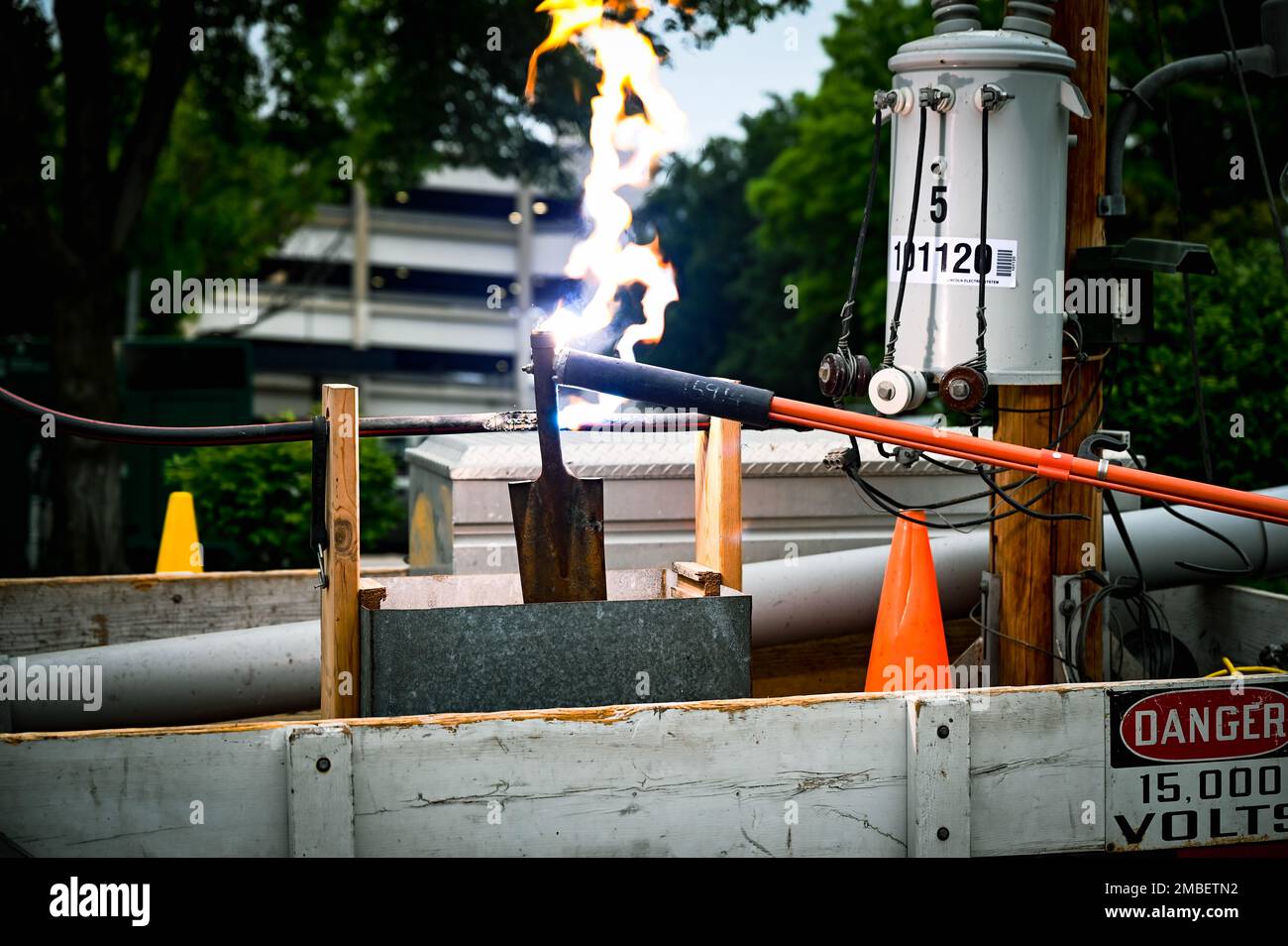 Lincoln electric system hi-res stock photography and images - Alamy