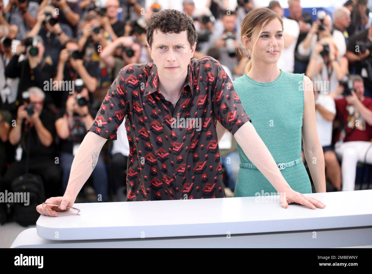 Finnegan Oldfield, left, and Matilda Anna Ingrid Lutz pose for ...