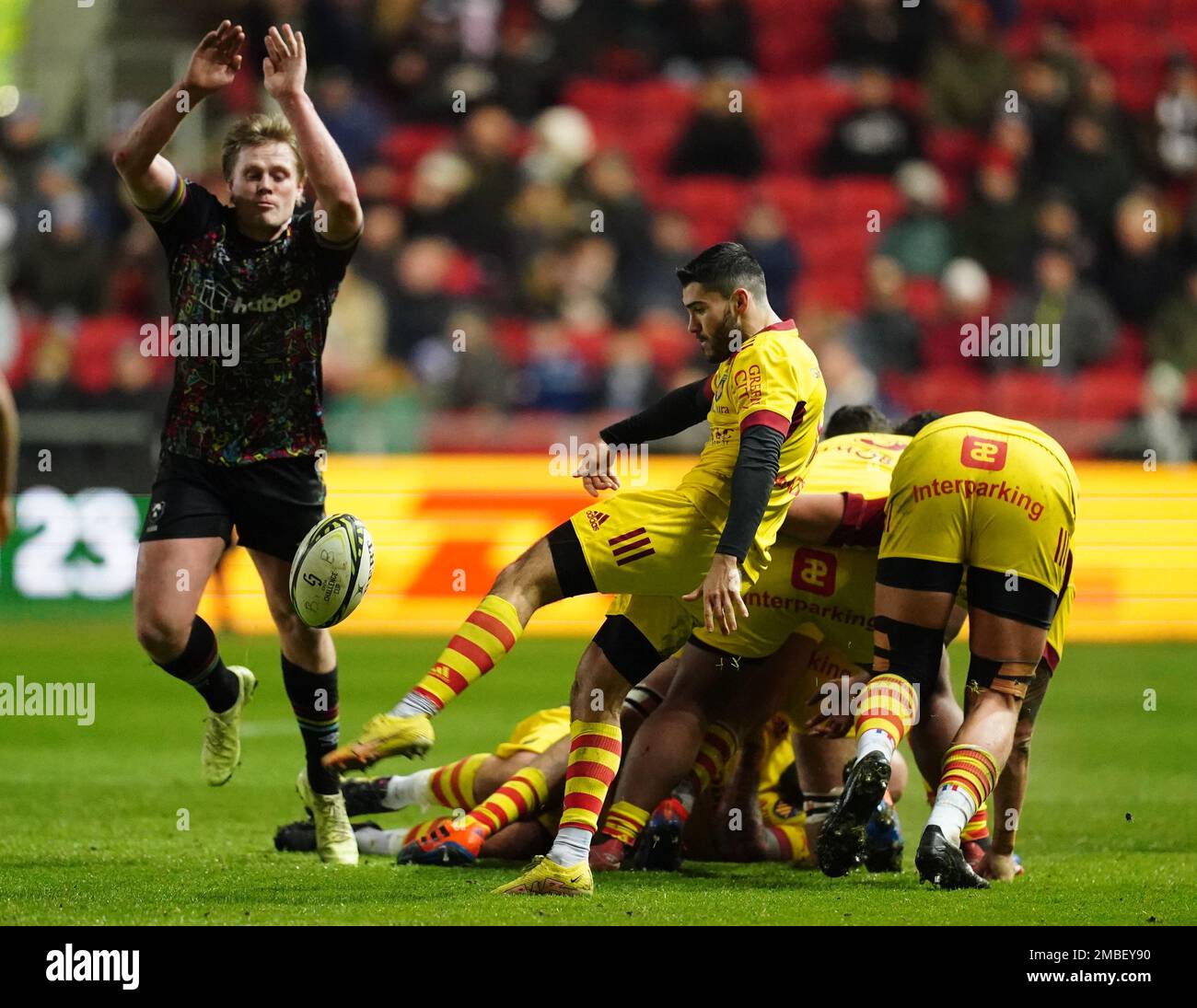 USA Perpignan’s Matteo Rodor kicks the ball during the EPCR Challenge ...