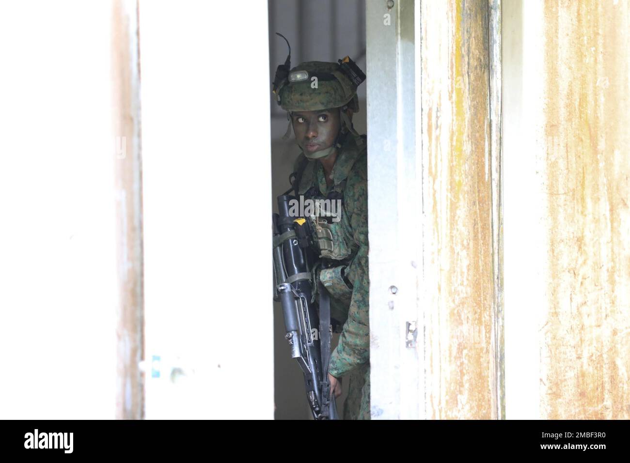 SINGAPORE - Singapore Armed Forces (SAF) soldiers participate in a ...