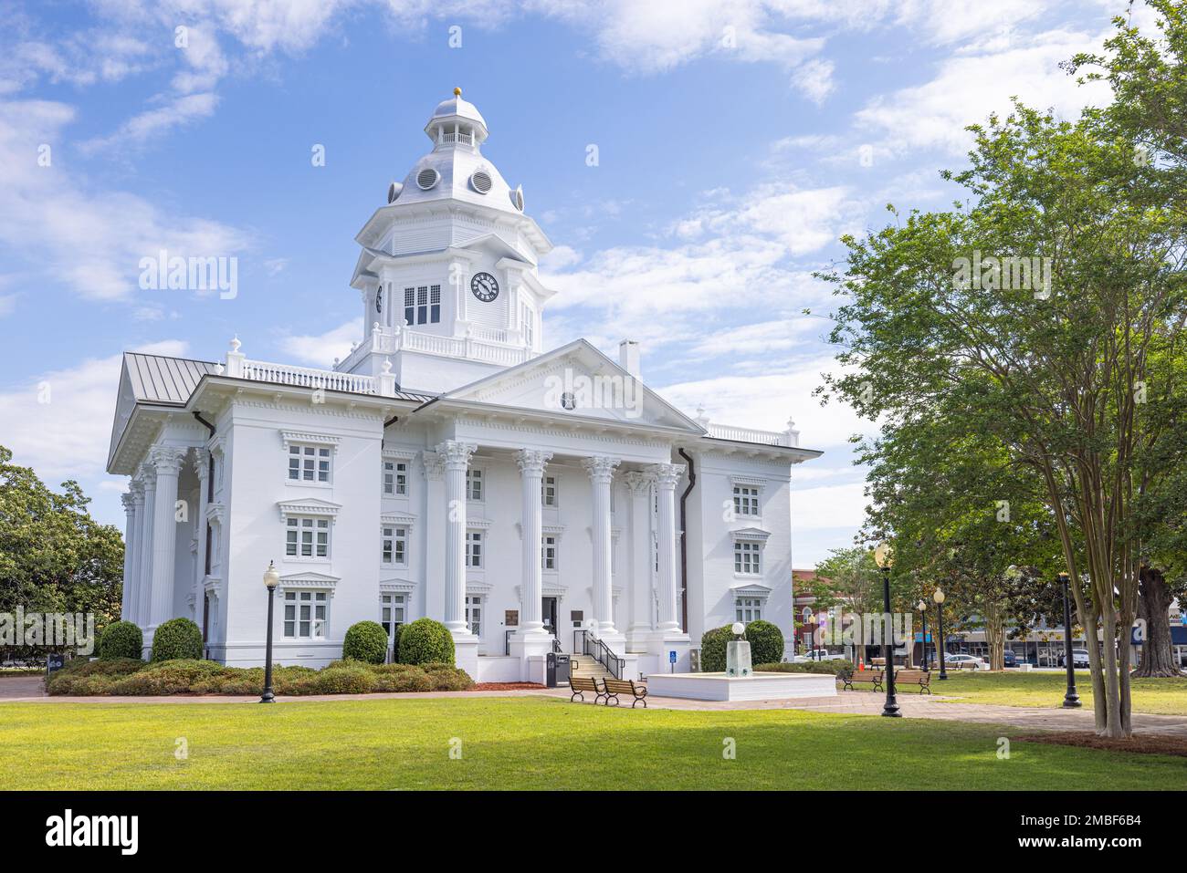 Moultrie, Georgia, USA - April 17, 2022: The Colquitt County Courthouse ...