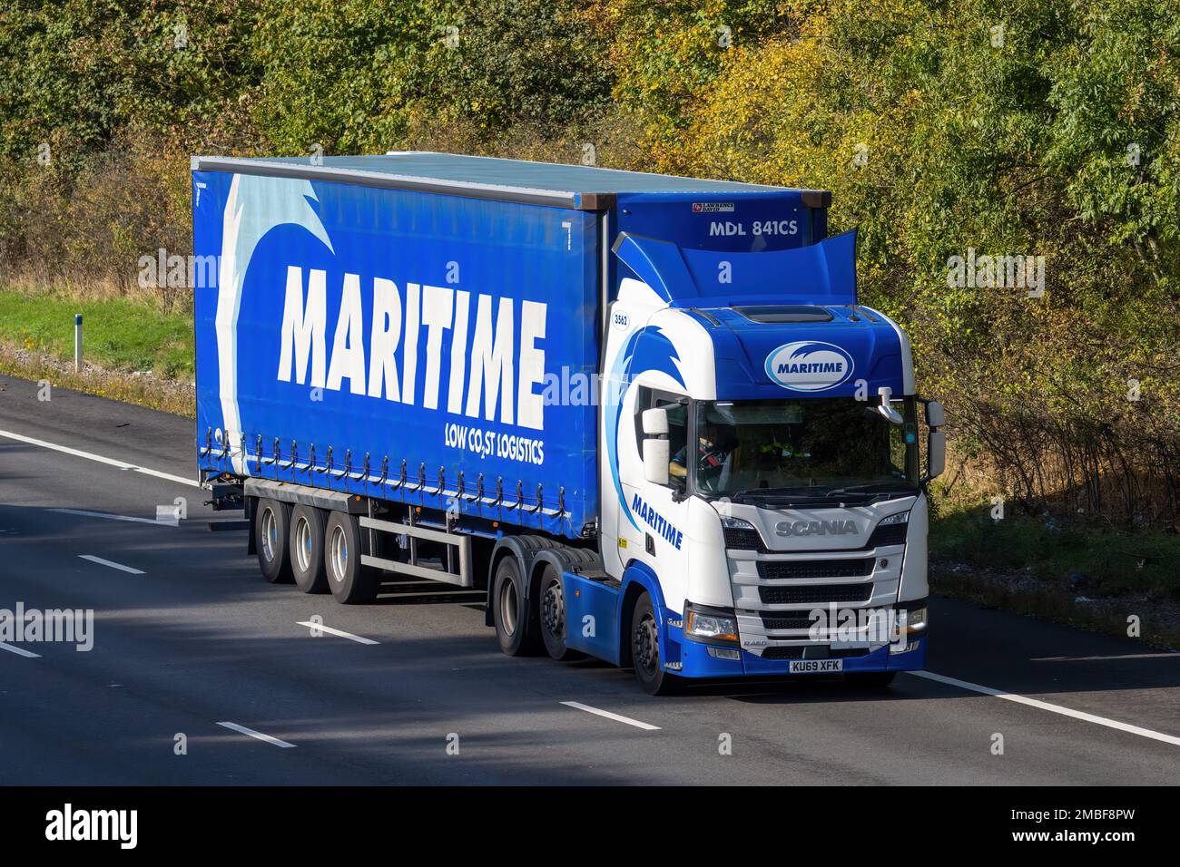 Maritime Transport Scania R450 KU69 XFK Stock Photo - Alamy
