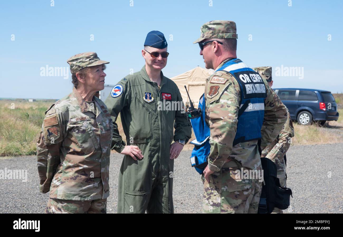 Oregon Air National Guard Commander, Brig. Gen. Donna Prigmore and ...