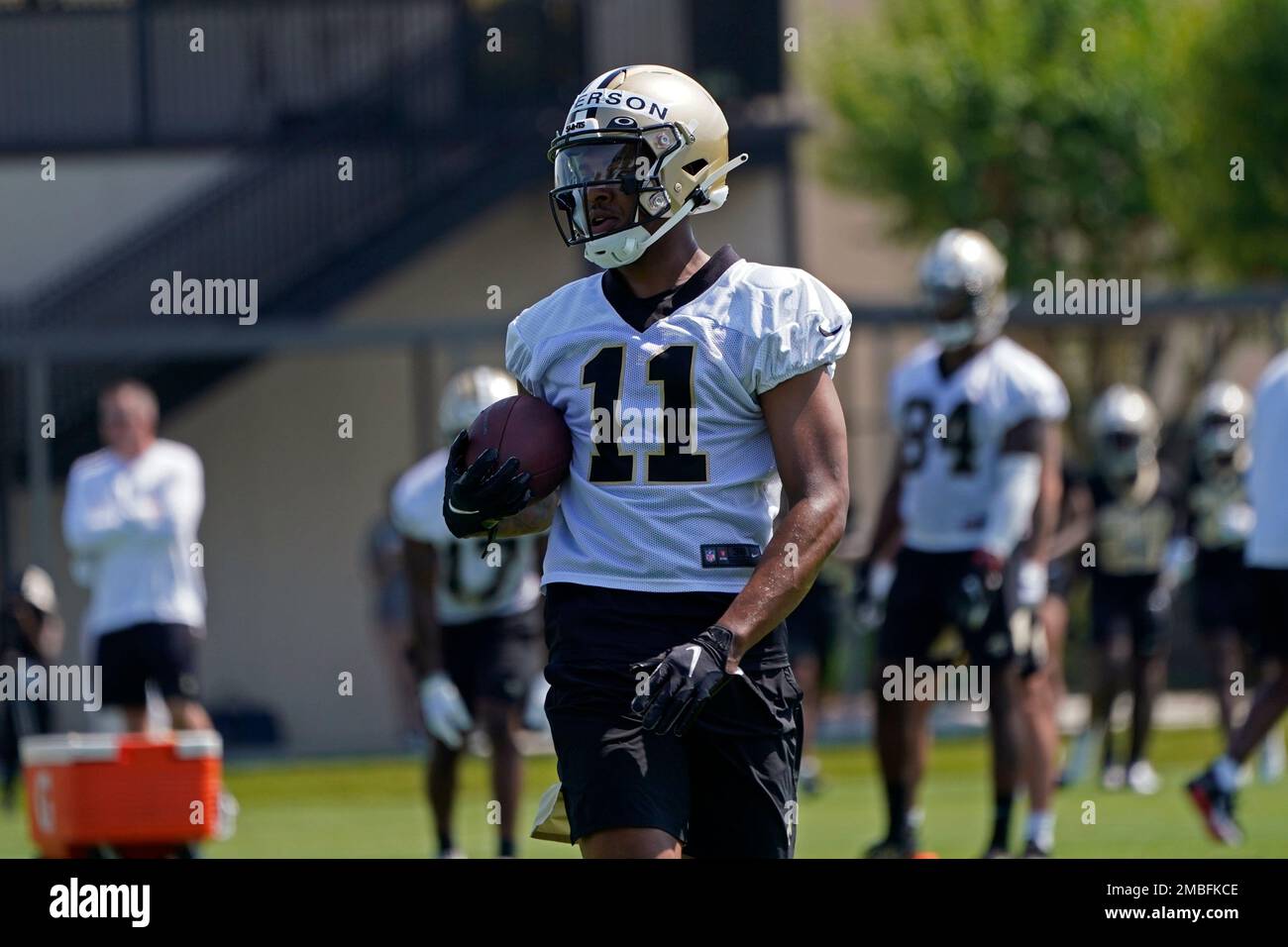 New Orleans Saints wide receiver Dee Anderson (11) works out during the ...