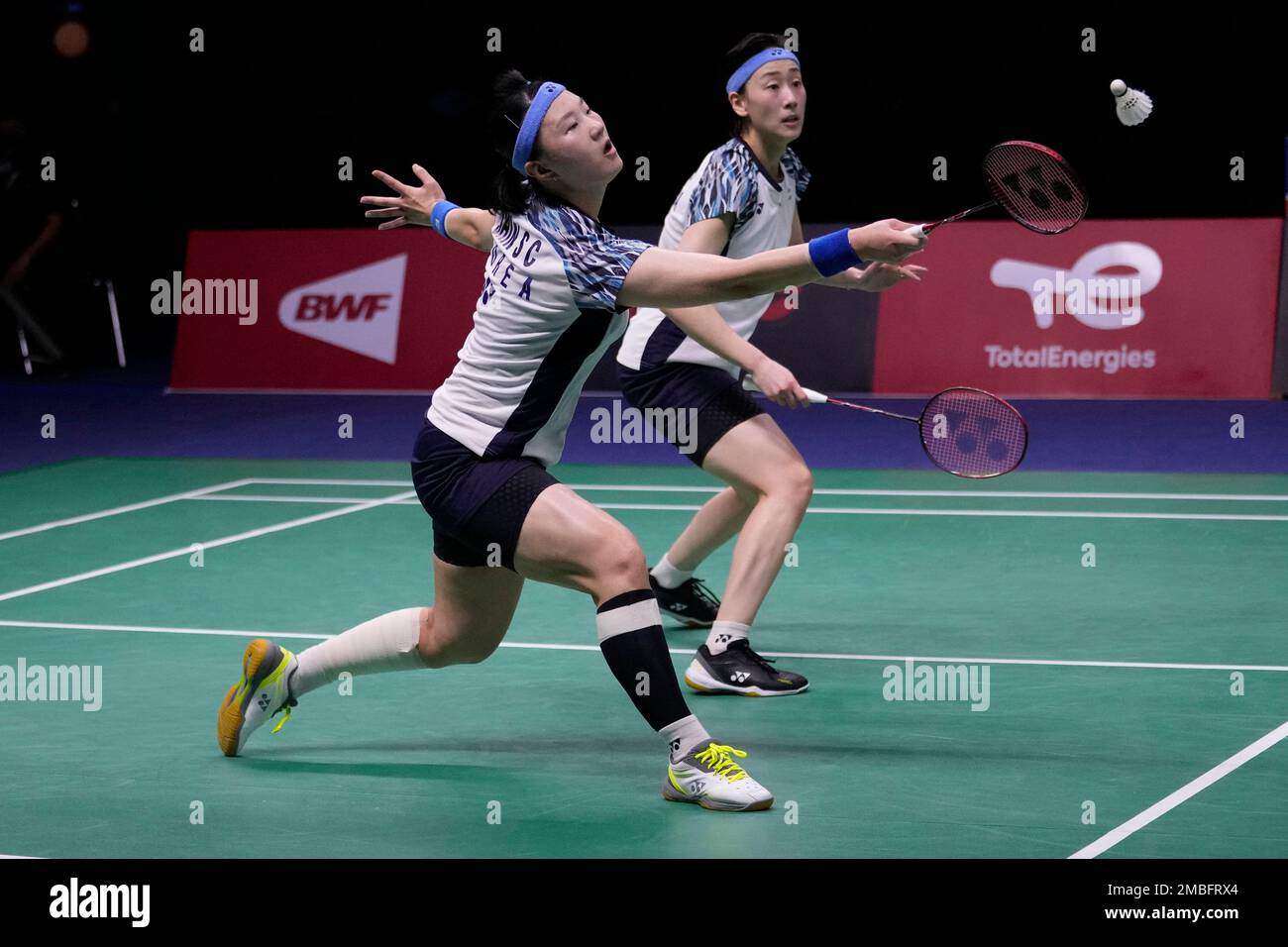 South Korea's Shin Seung-chan, left, and Lee So-hee, play China's Jia ...