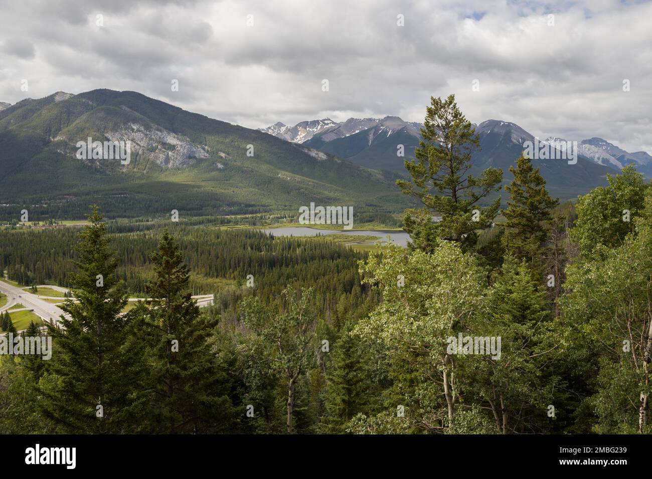 Fantastic panorama of Banff. Nature landscape - snowy peaks mountains ...