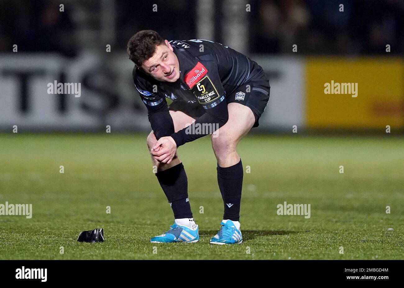 Glasgow Warriors’ Duncan Weir reacts after missing the final kick of ...