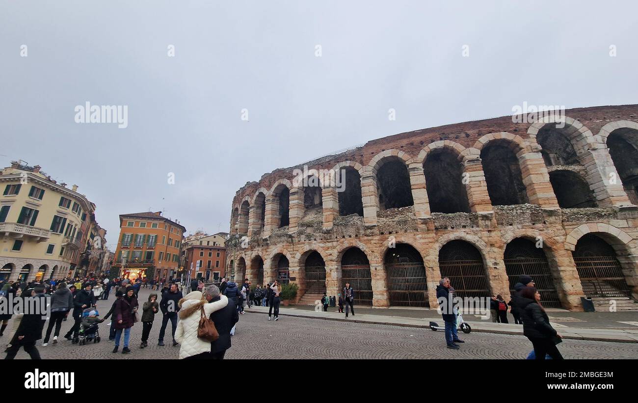 The crowd near the arena of Verona, the Roman amphitheater in Verona ...
