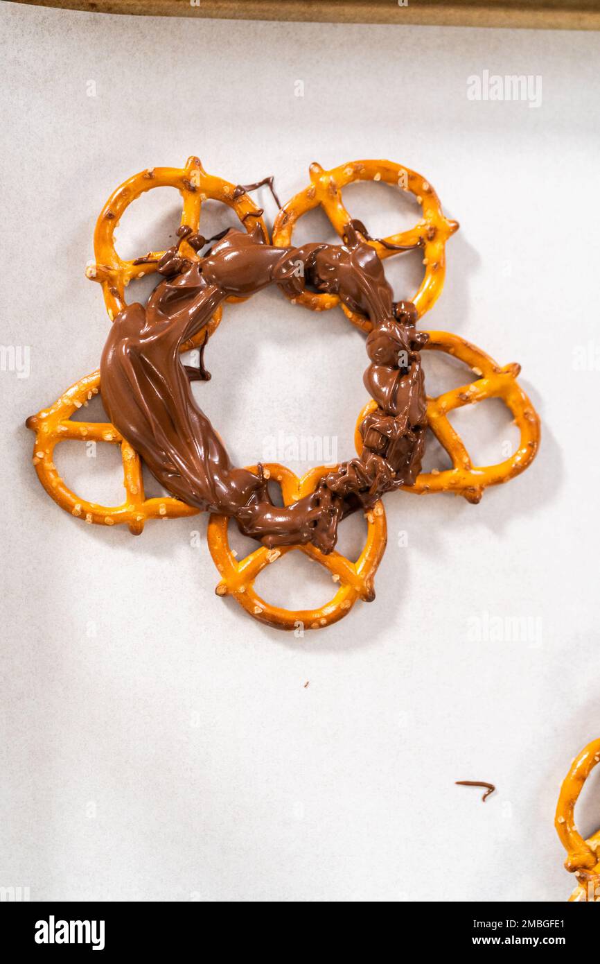 Chocolate Pretzel Christmas Wreath Stock Photo - Alamy