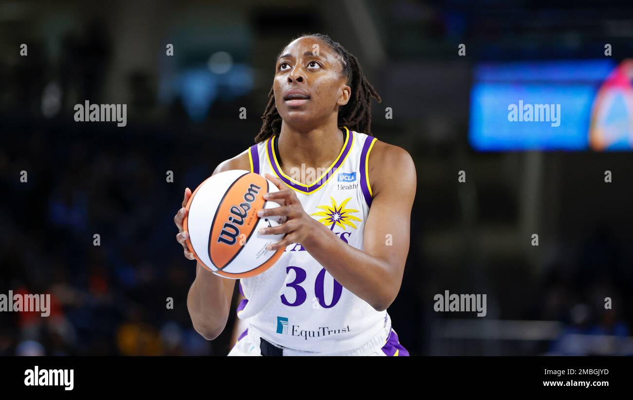 Los Angeles Sparks forward Nneka Ogwumike shoots a free throw against ...