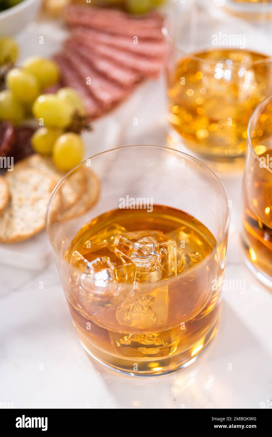 Scotch on the rocks Stock Photo - Alamy
