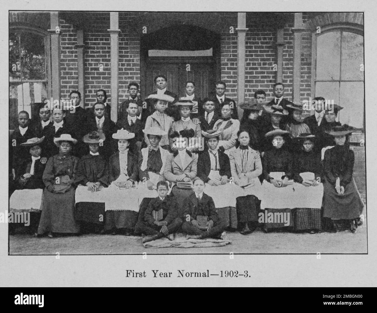 Group of people first division Black and White Stock Photos & Images ...