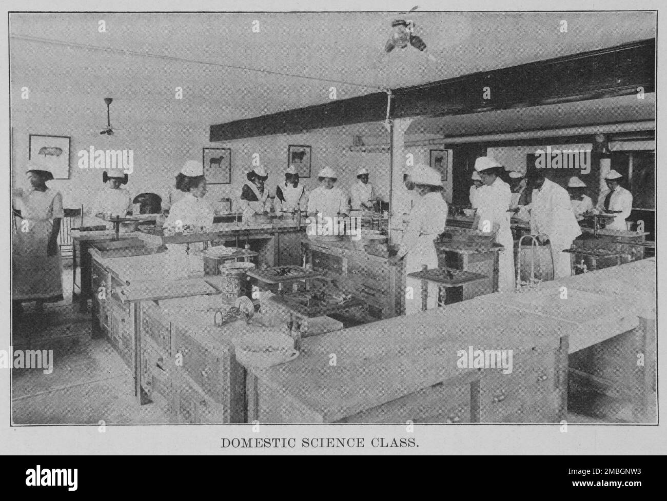 1910s science Black and White Stock Photos & Images - Alamy