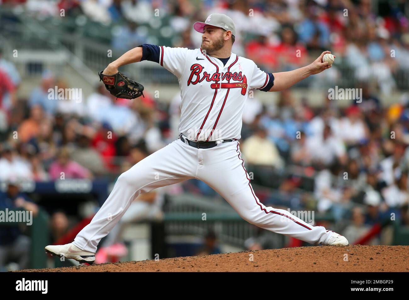 Atlanta Braves relief pitcher Tyler Matzek throws in the eighth inning ...