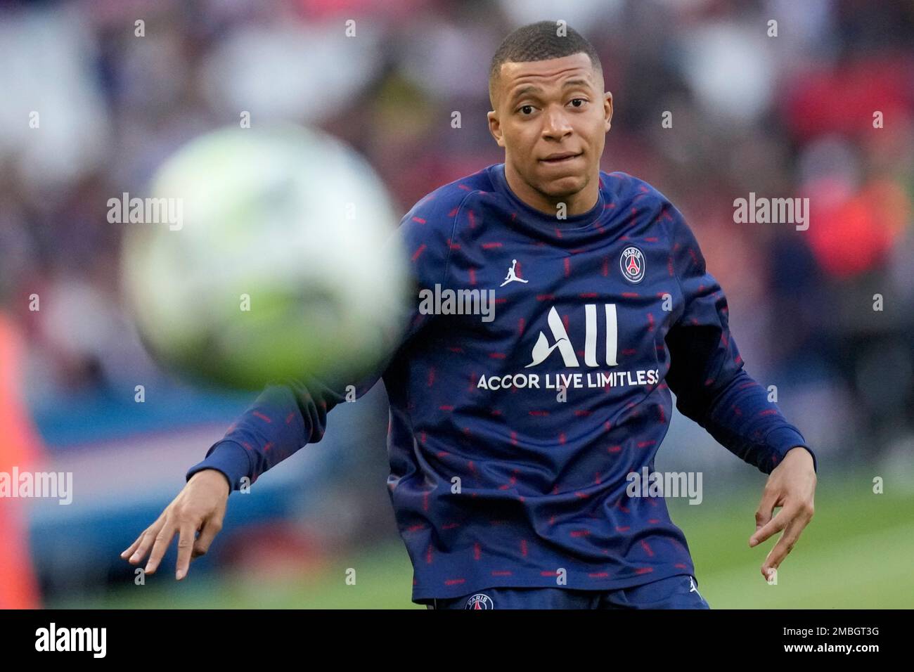 PSG's Kylian Mbappe warms up prior to the start of the French League ...