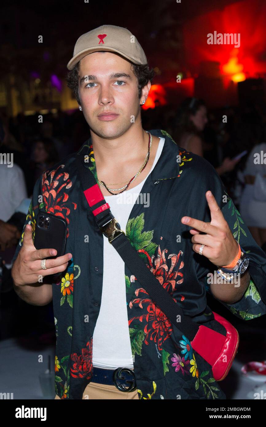 Austin Mahone attends Miami Race Nights with Calvin Harris at ...