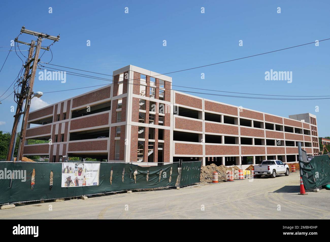 The parking structure for the new Marine Corps Wargaming and Analysis ...