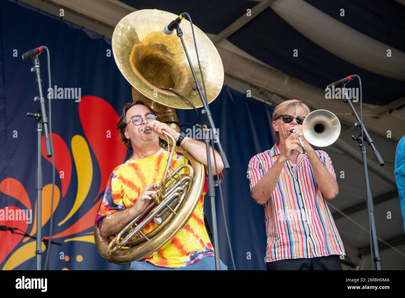 Members of the New Orleans Nightcrawlers performs at the New Orleans ...