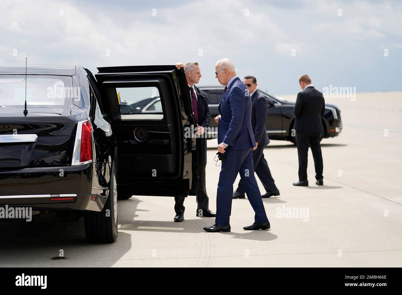 President Joe Biden arrives at Cincinnati/Northern Kentucky ...