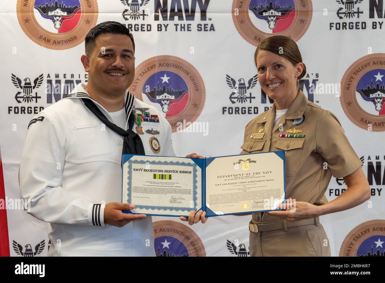 Members of cdr hi-res stock photography and images - Alamy