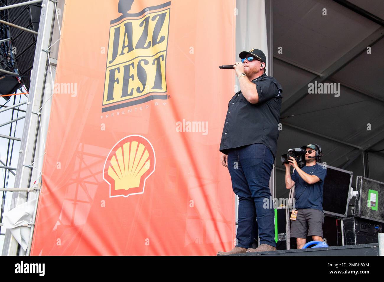 Luke Combs performs at the New Orleans Jazz and Heritage Festival, on ...