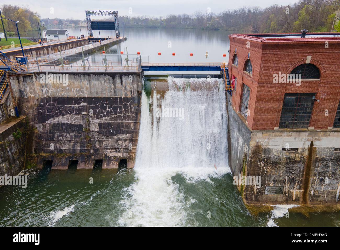 The Seneca Falls Hydroelectric Project is visible on the Cayuga–Seneca ...