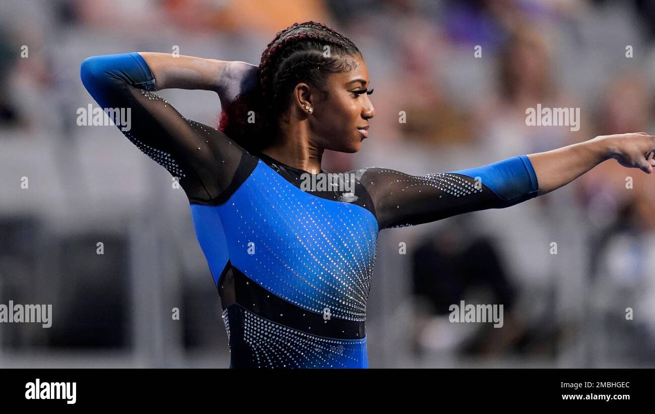 Florida's Nya Reed competes on the floor exercise during the NCAA women ...