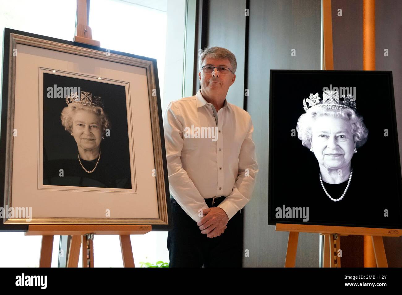 Rob Munday, creator of the first officially commissioned 3D/holographic ...