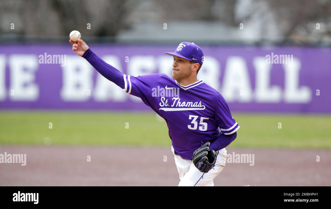 Saint Thomas' Jack Blesch throws during an NCAA baseball game against ...