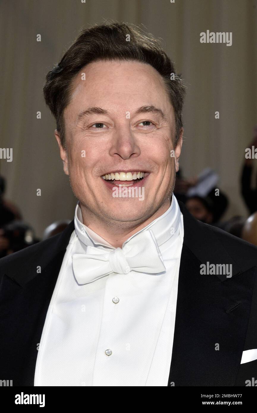 Elon Musk attends The Metropolitan Museum of Art's Costume Institute ...