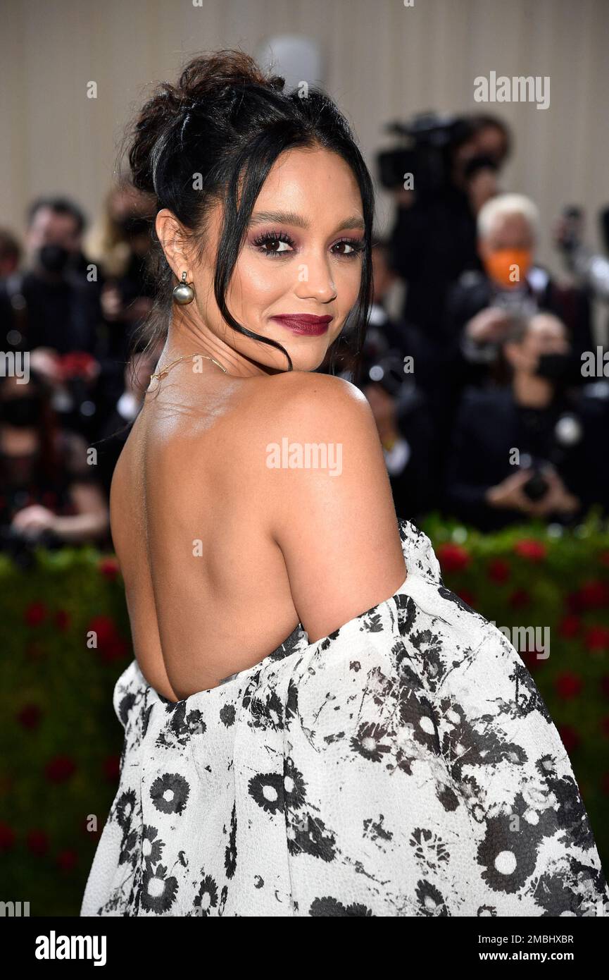 Rachel Smith attends The Metropolitan Museum of Art's Costume Institute ...