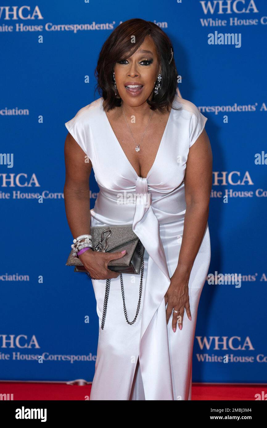 Gayle King poses for photographers as she arrives to the annual White ...