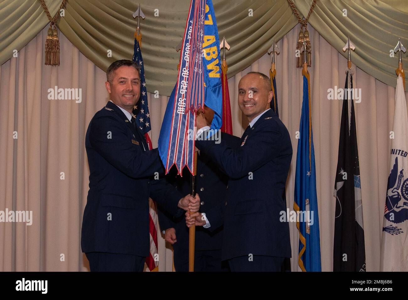 87th msg hi-res stock photography and images - Alamy