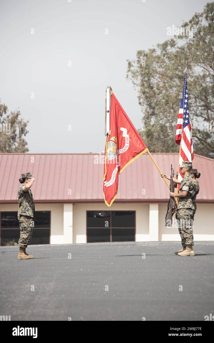 U.S. Marines with 1st Combat Engineer Battalion (1st CEB) color guard ...