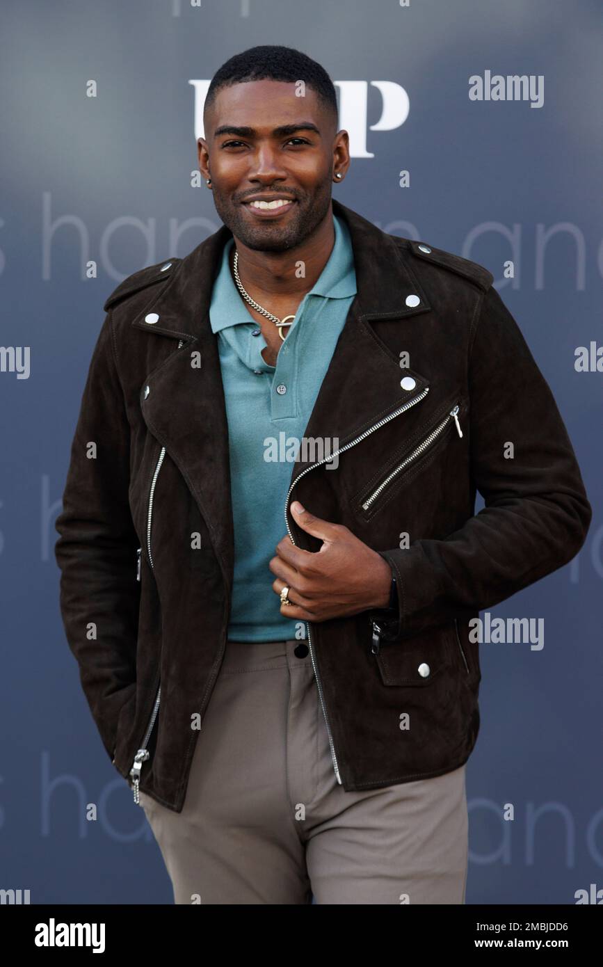 Donny Savage arrives at the LA Premiere of "The Girl from Plainville ...