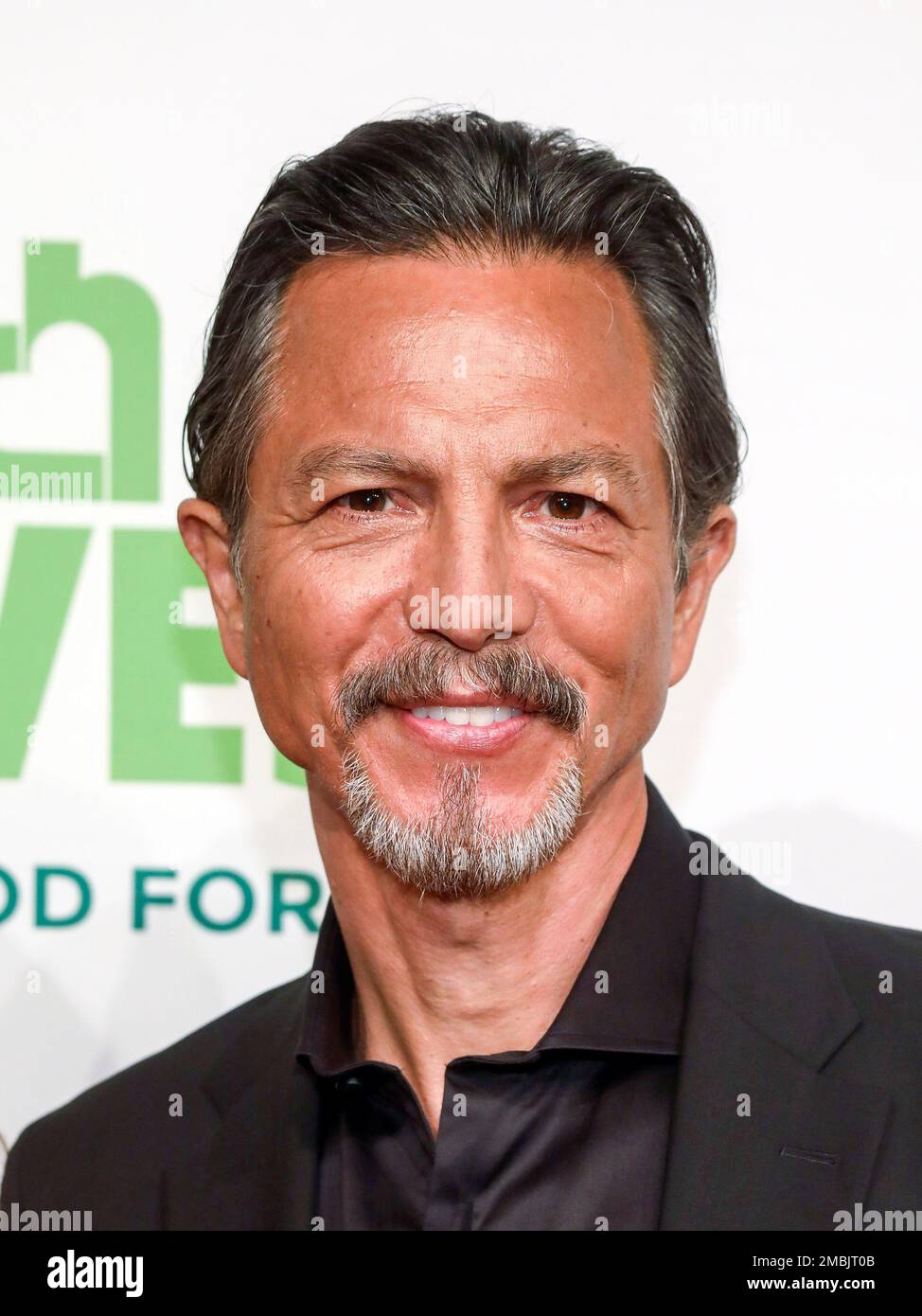 Actor Benjamin Bratt attends City Harvest's Red Supper Club benefit ...