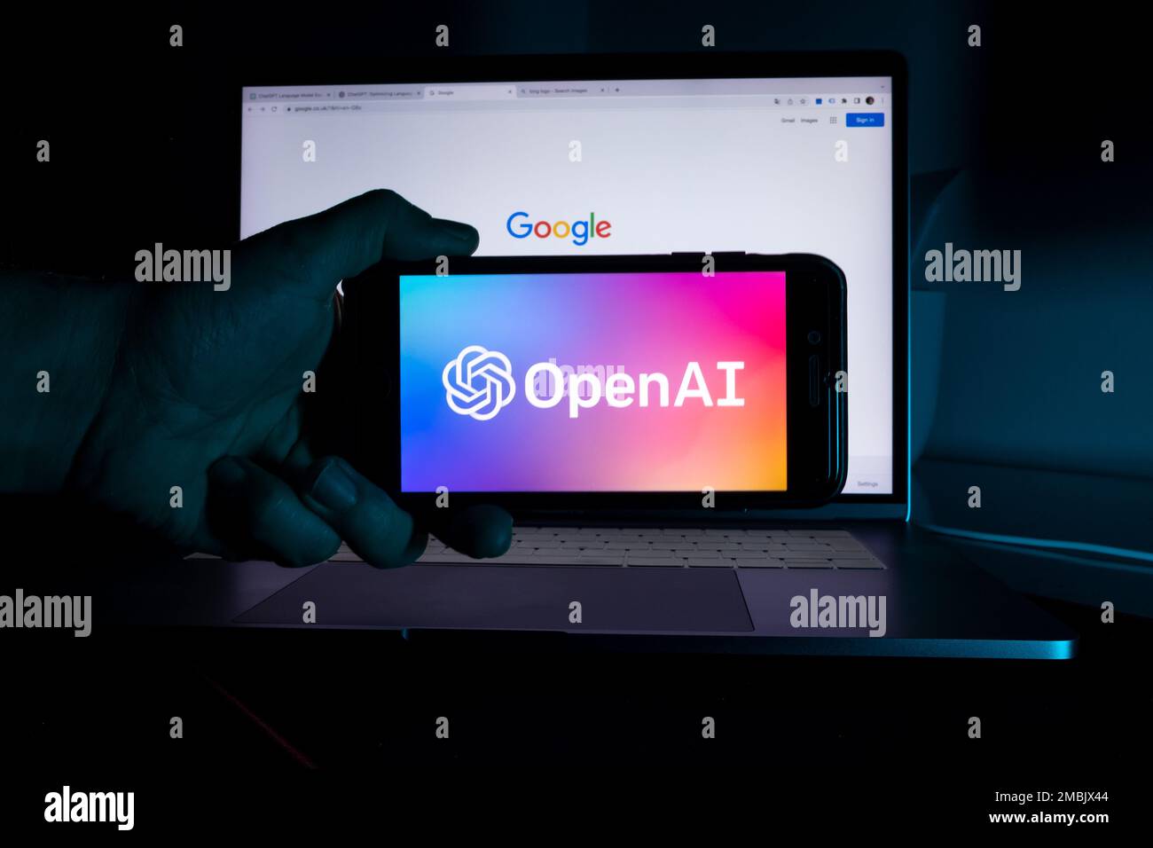 Ai search hi-res stock photography and images - Alamy